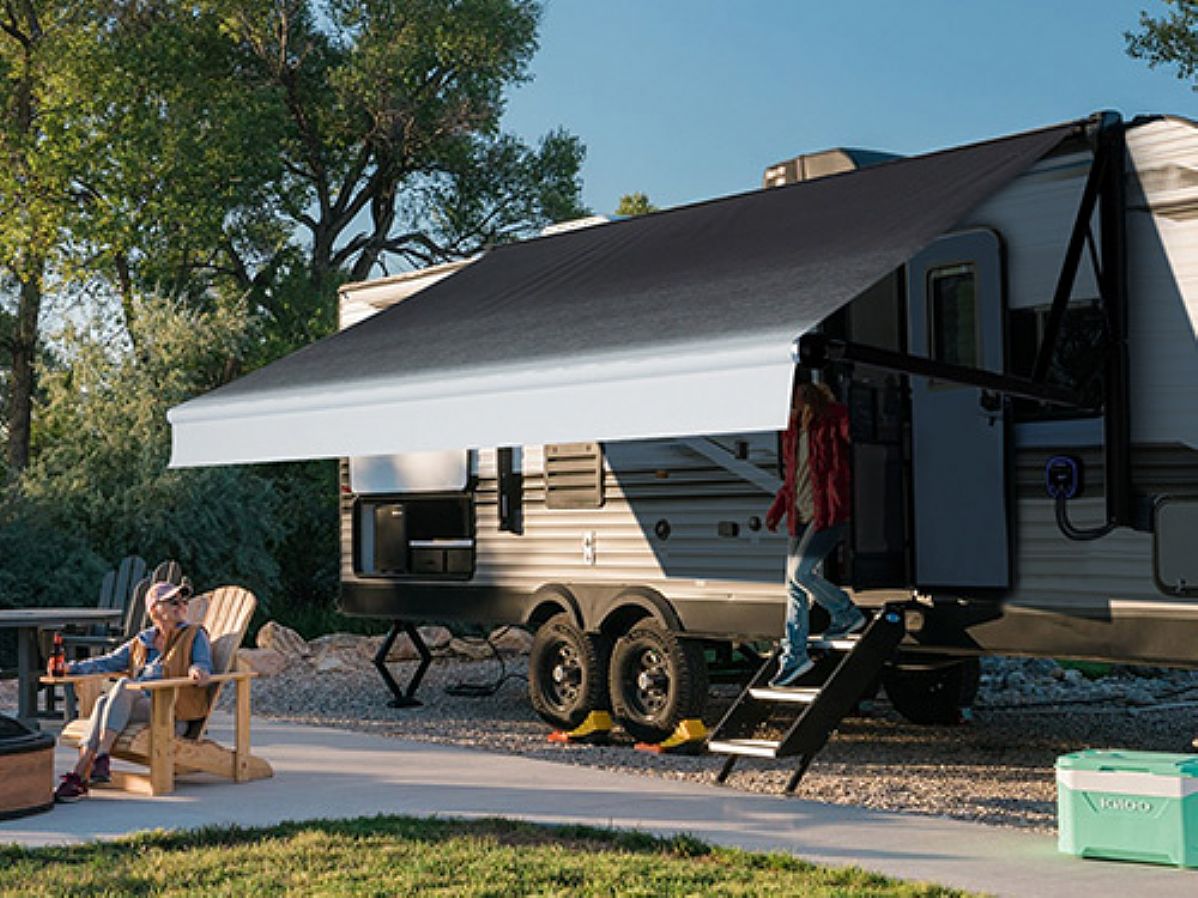 Key Features to Look for When Choosing RV Electric Awnings